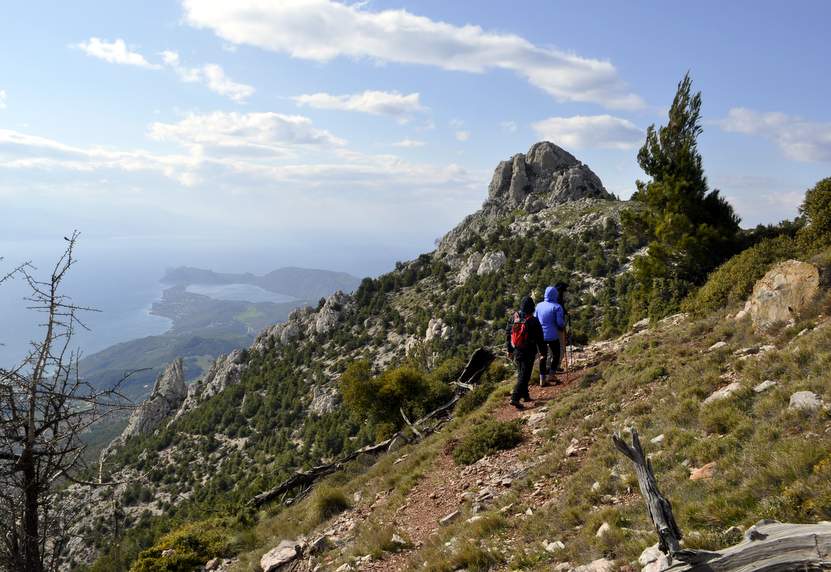 Breathtaking views on Mount Geraneia - Paths of Greece
